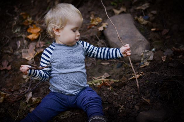 Simple, Quick and Easy Outdoor Activities for Infants